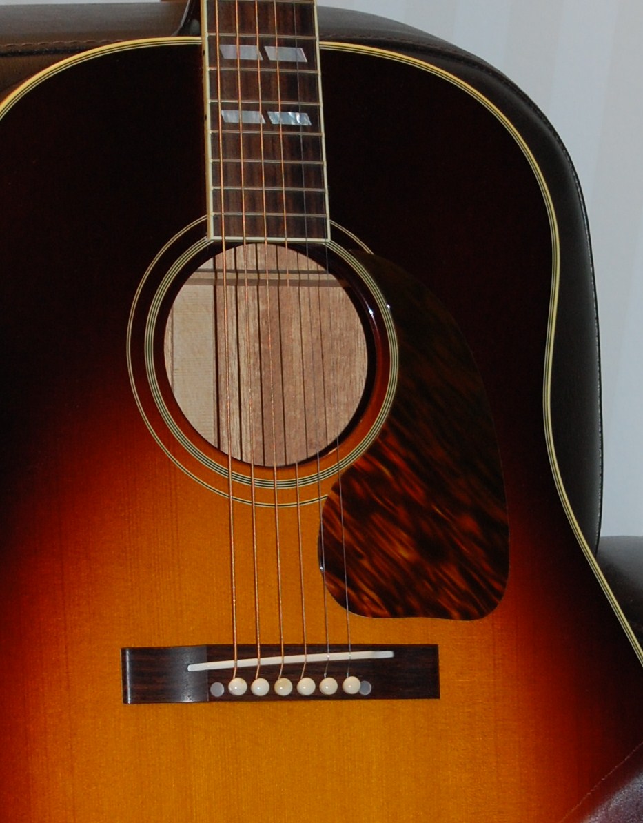 Gibson firestripe replica pickguard - The Unofficial Martin Guitar Forum